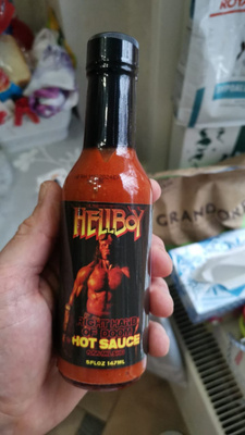 Экстремально Острый Соус Hellfire: Hellboy Right Hand of Doom (США) - 2.790.000 ед. остроты ...