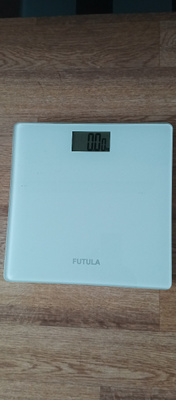 Напольные весы FUTULA Smart Scale 1, черный купить по низкой цене с доставкой в интернет ...