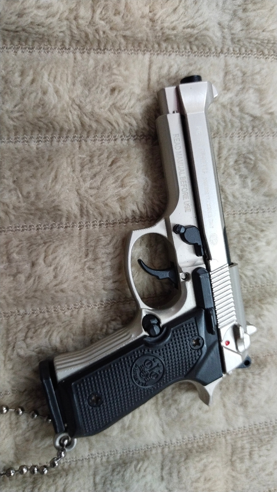 Брелок PUBG Glock 17 P18C с пулями коллекционный в кейсе. - купить с ...