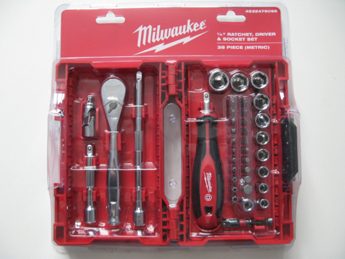 Набор ударных бит и головок с трещоткой Milwaukee 1/4", 38 eд ...