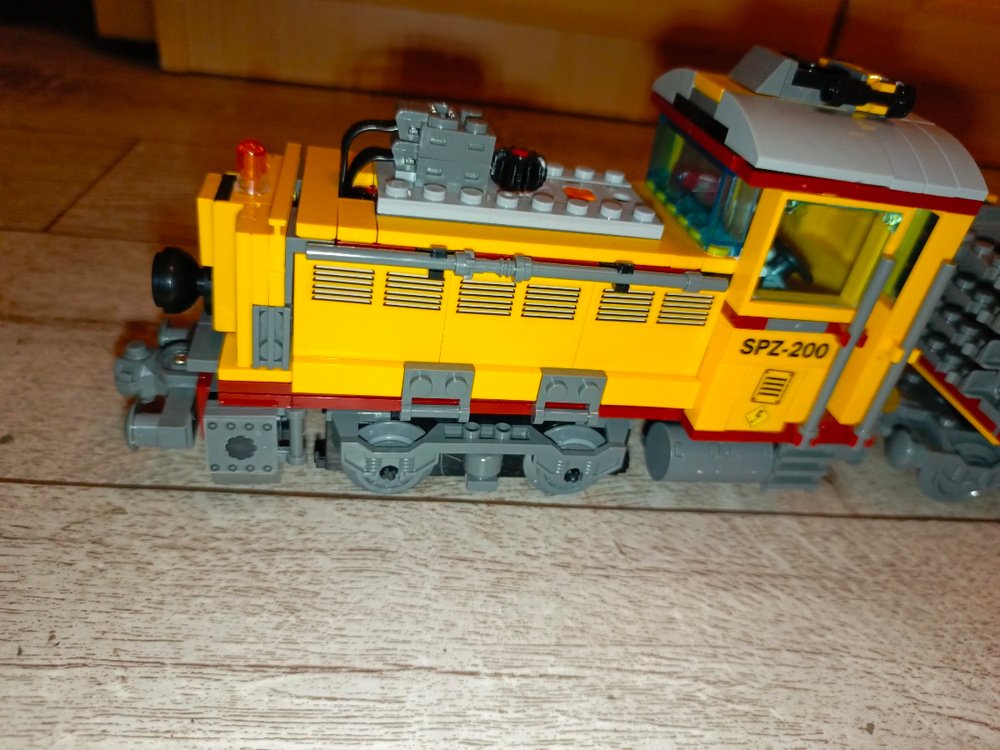 Пластиковый конструктор-игрушка DF5 city train с тепловозом (1006шт ...