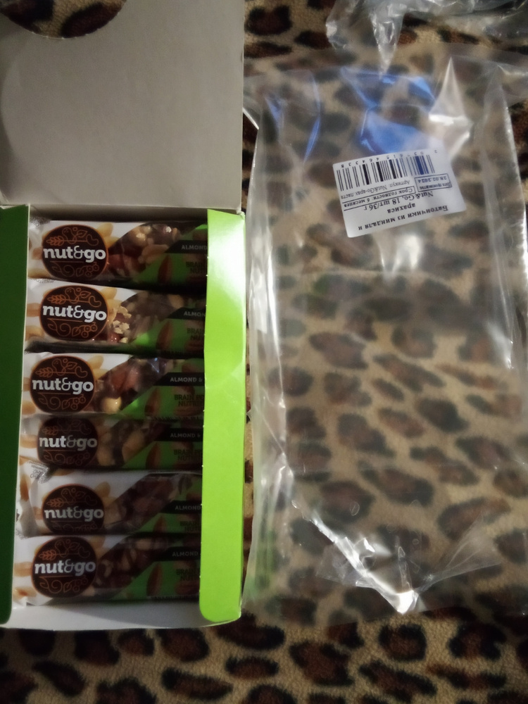 Батончики из жаренного миндаля с карамелью и нугой Nut and Go миндальный, 18 шт/34 г - купить с ...