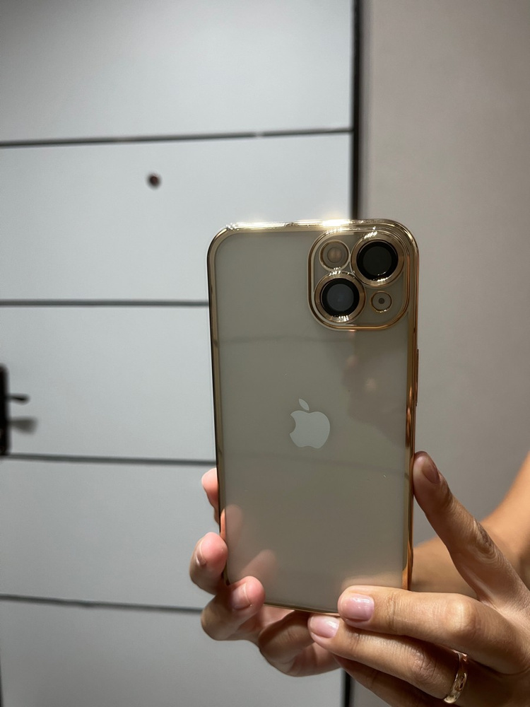 Прозрачный Чехол на iPhone 13 с окантовкой купить на OZON по низкой цене (1989960623)