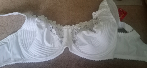 Бюстгальтер Женский Amore Rosso классическая чашка, на косточках, размер 85D фиолетовый Кружево ...