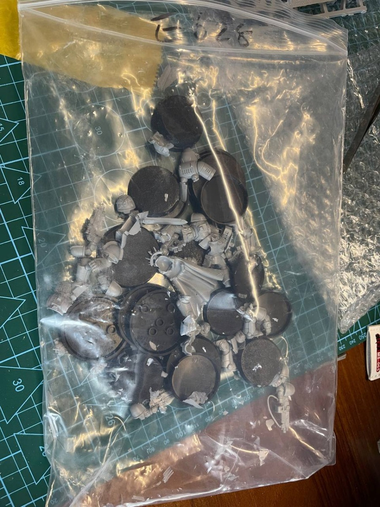 Миниатюра Warhammer 40000 Dark Imperium Box Set (Imperial Half) / Набор ...