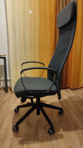 Офисное кресло IKEA MARKUS - купить по выгодным ценам в интернет ...