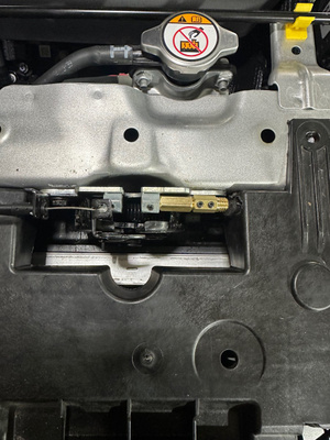 1 отзыв на Замок капота противоугонный для Haval H2 (Хавал Ш2) , H6, Haval H8, Хавал H9 (2014 ...