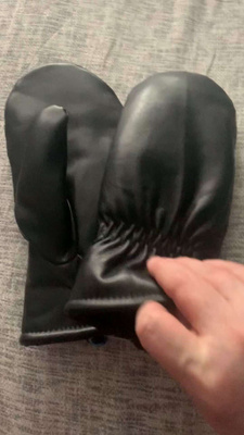 1460 отзыв на Black Mustache Варежки от покупателей OZON