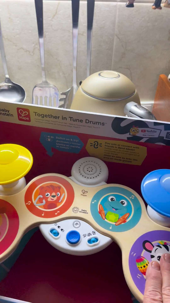 Музыкальный инструмент Детский барабан Hape купить на OZON по низкой цене (182416029)