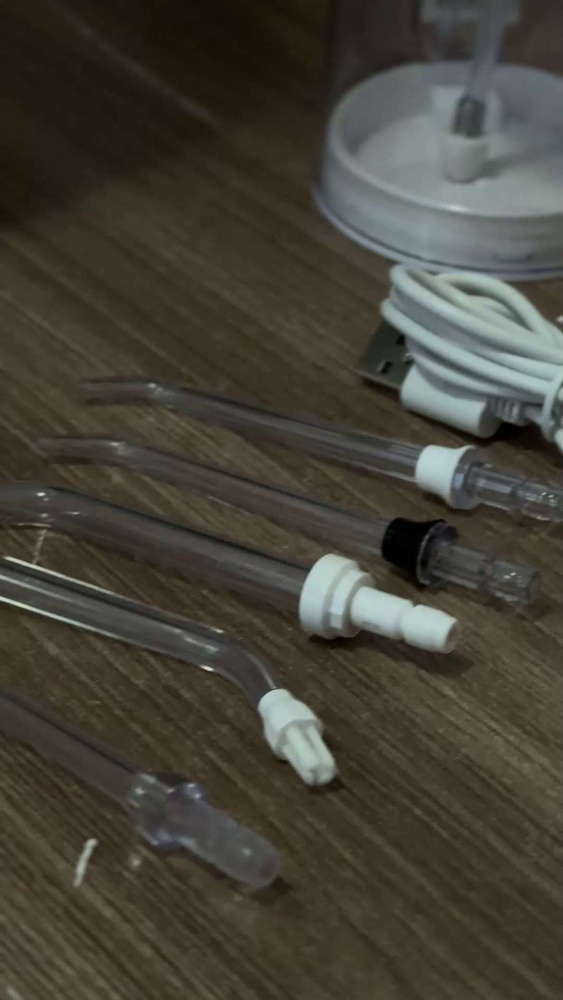 Ирригатор для полости рта портативный PECHAM Trip PC-117-1 белый, для отбеливания зубов дорожный ...