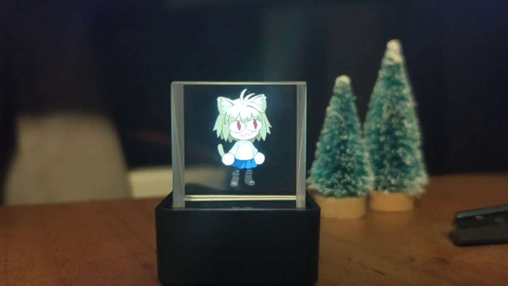 Cyber Cube, Голографический куб GeekMagic Mini WiF с настольными часами ...