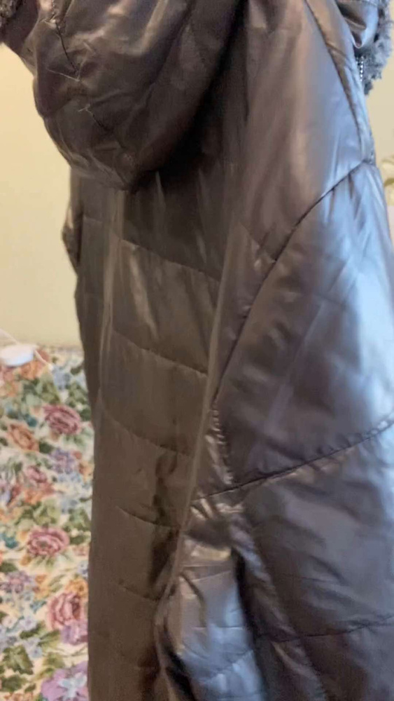 Куртка Женский Карманы, Капюшон красный капюшон Полиэстер, размер 52 ...